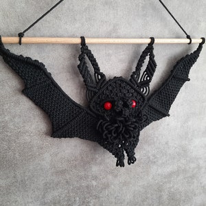 Easy Macrame Bat Pattern for Beginners, Spooky Bat Tutorial, Do It ...