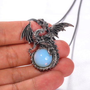 Dragon Necklace,quartz Crystal Dragon Necklace,vintage Necklace ,flying ...