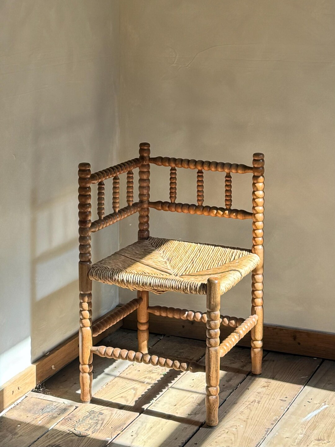 Antique Bobbin Corner Chair - Etsy
