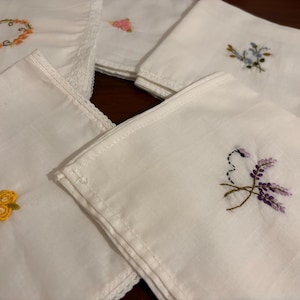 Hand Embroidered Handkerchiefs - Set of 3 /wedding Gift Hankies - Etsy