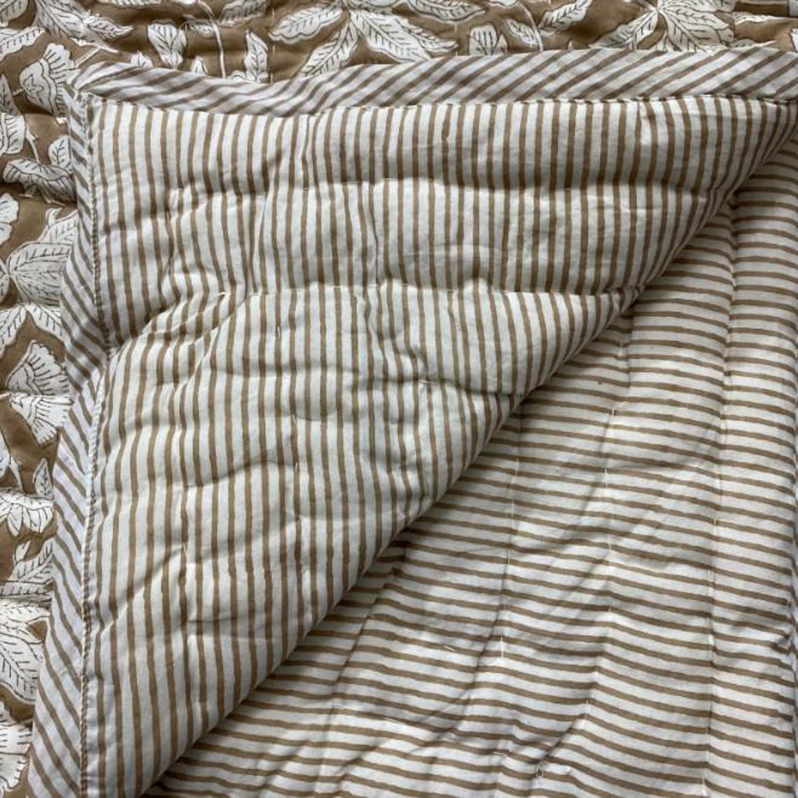 Oak Brown Comforter Quilt, Hand-block Printed 100% Pure Cotton Quilted ...