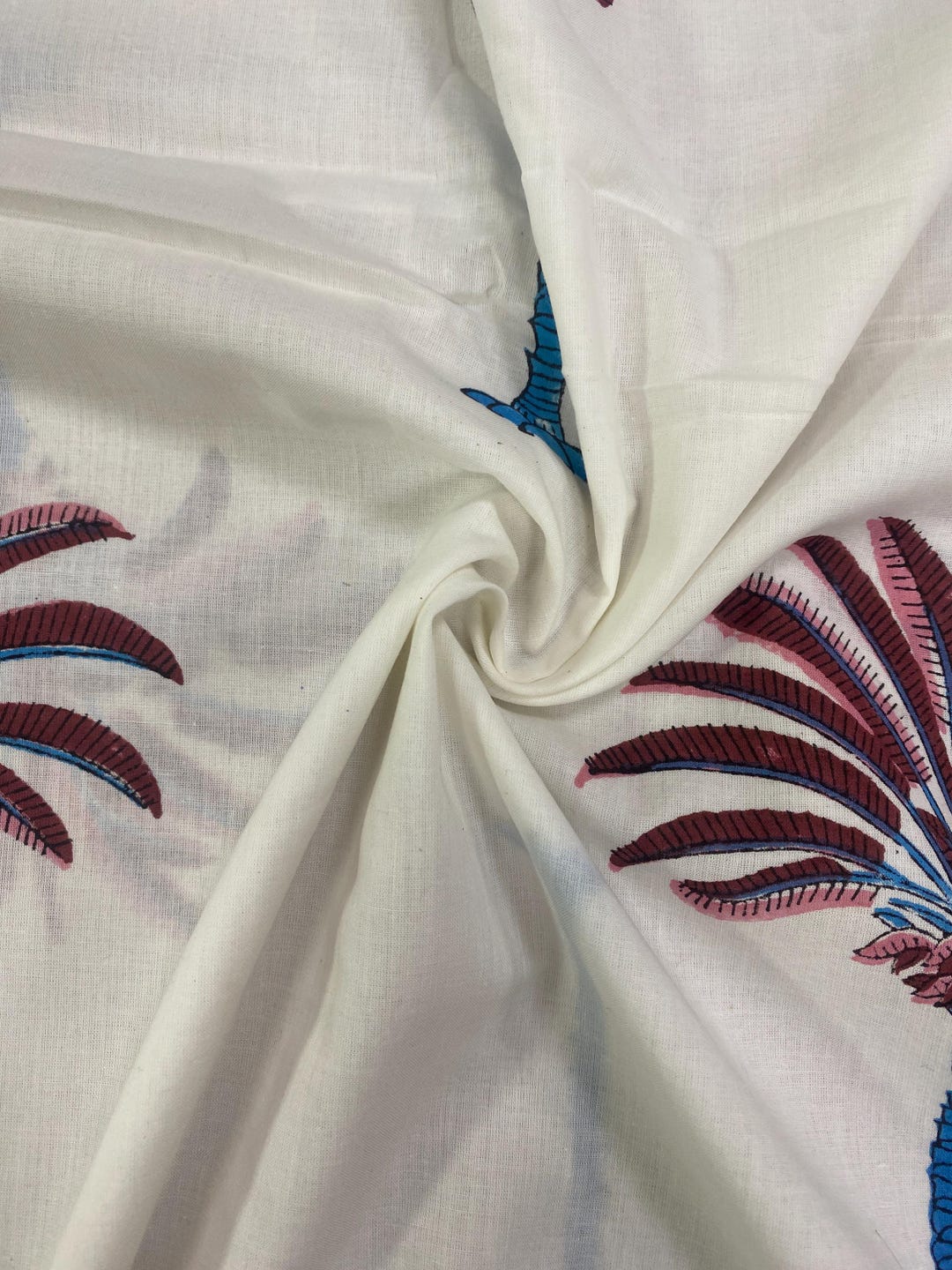 Red Palm Print Fabric in Yard, 100% Cotton Cloth for Dinner Table Decor ...