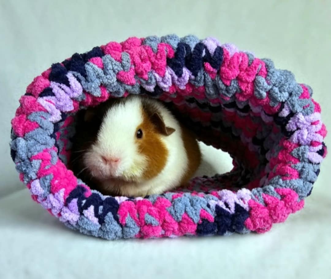 Handmade Crochet Guinea Pig Bed and Tunnel, Crochet Small Pet Bed ...
