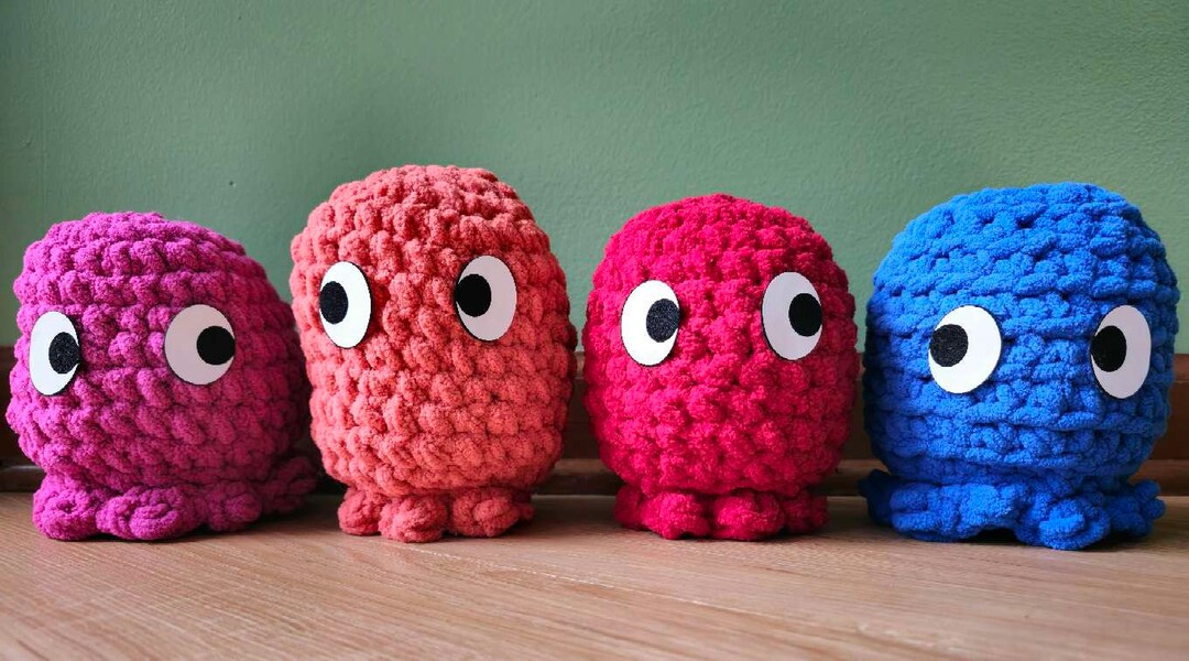 Crochet Pac Man Ghost L Amigurumi, Kawaii Plushie, Handmade Ghost ...
