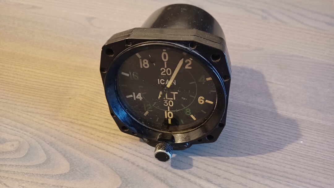 1943 WW2 RAF Air Ministry Lancaster Bomber Aircraft ICAN Altimeter ...