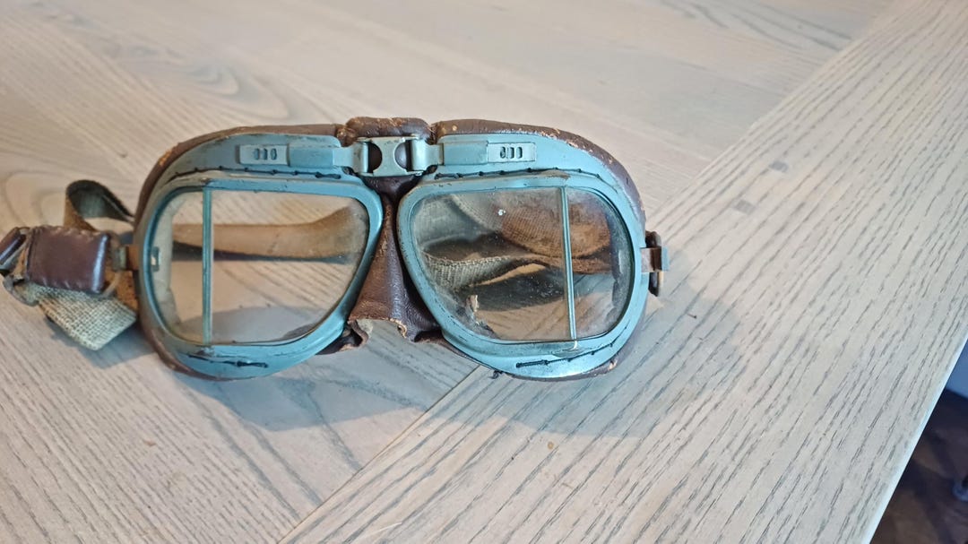 WW2 Air MK VIII RAF Flying Goggles. Lancaster, Spitfire - Etsy