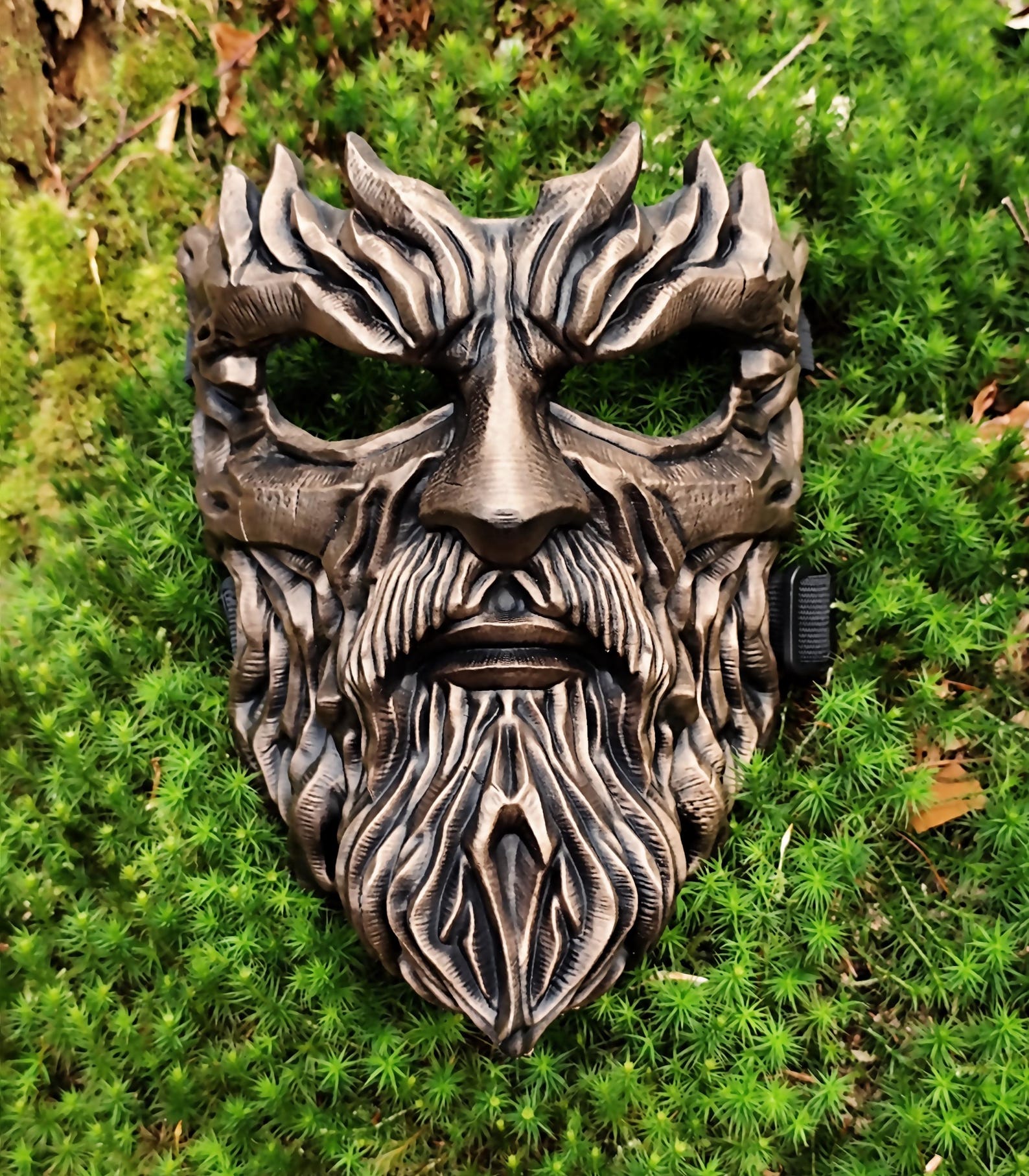 Gold Eternal Warden Mask: Fantasy LARP Cosplay Costume Accessory for ...
