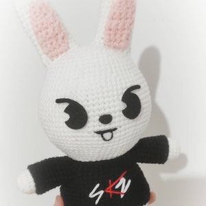 SKZOO LEEBIT Stray Kids Plushie FREEBIE, Leeknow Fanart, Kpop Merch - Etsy España