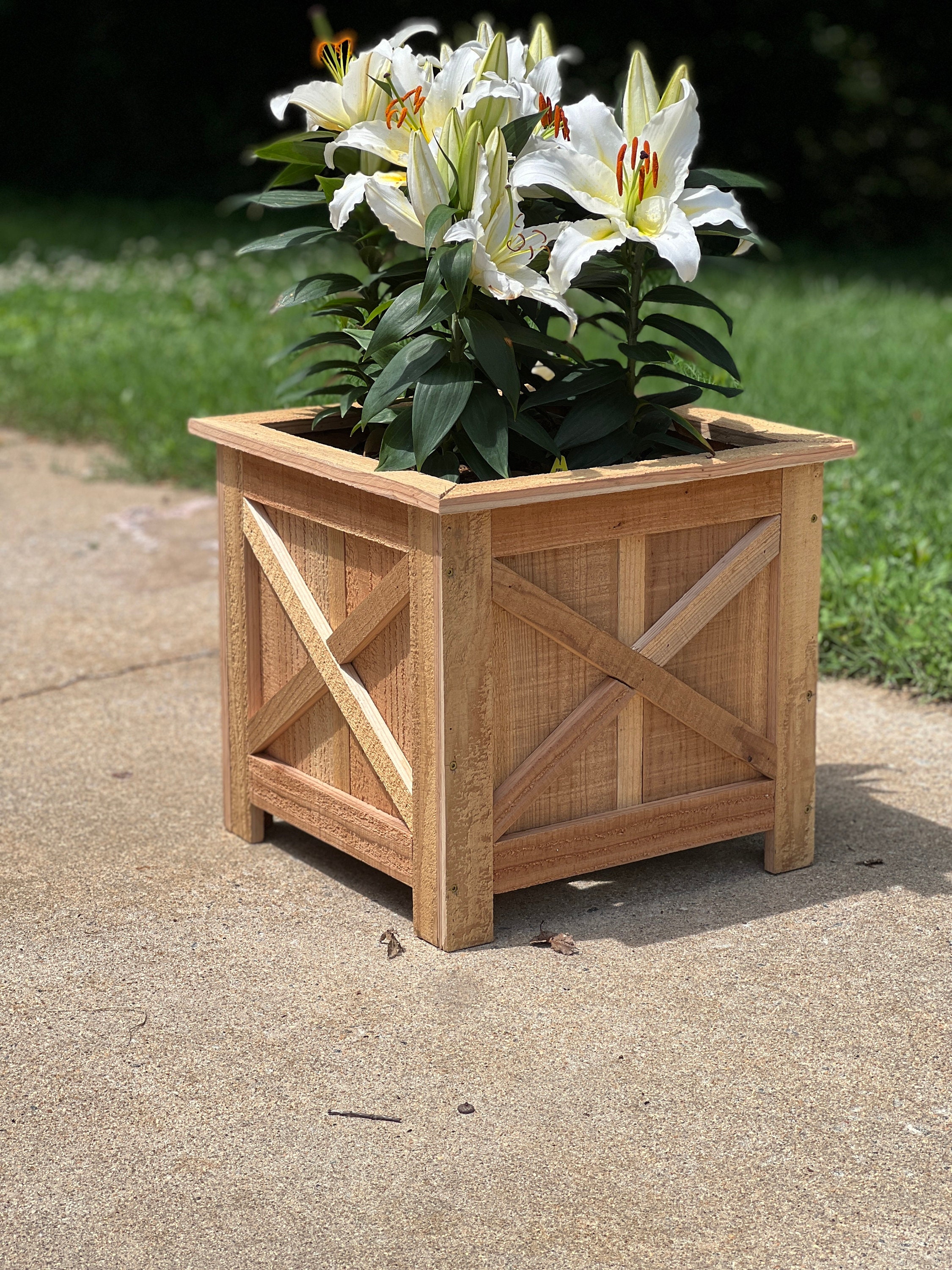 Farmhouse Planter - Etsy