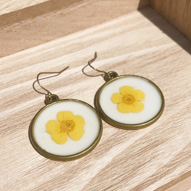 Buttercup Earrings - Etsy