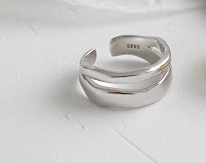 The Double Ring - Minimalistic Abstract Silver Ring - Adjustable Ring ...