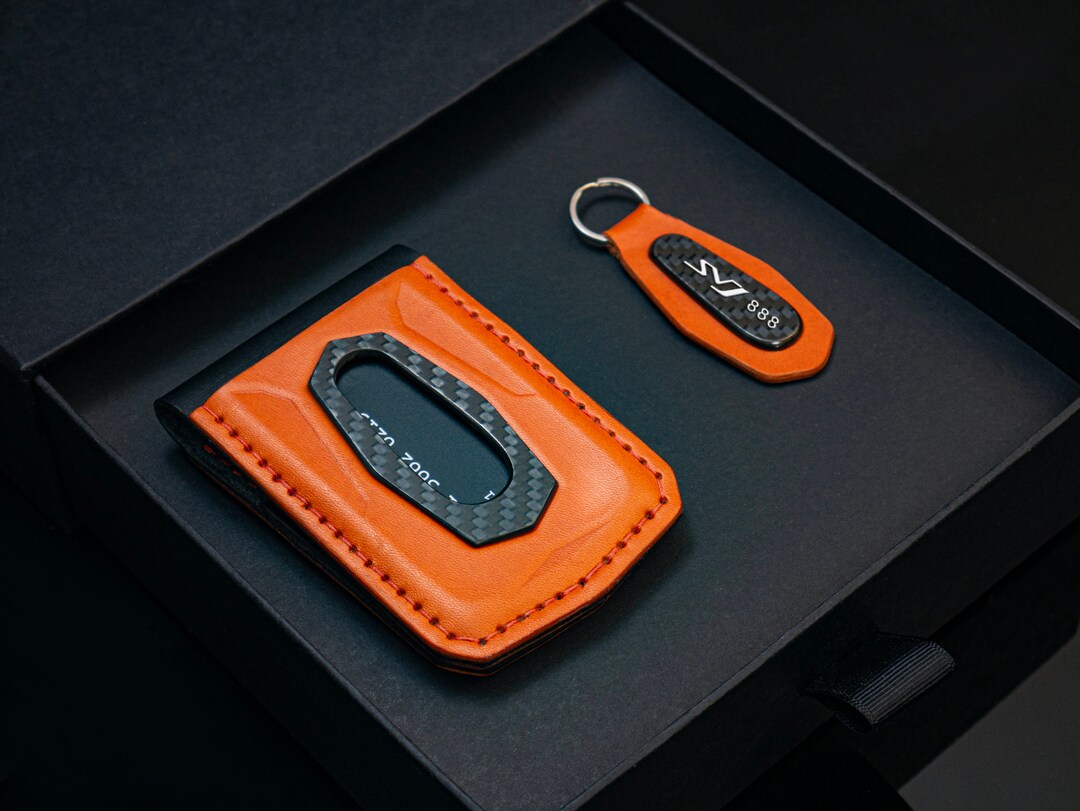 Handmade Italian Leather Wallet: Lamborghini-inspired Carbon Fiber - Etsy
