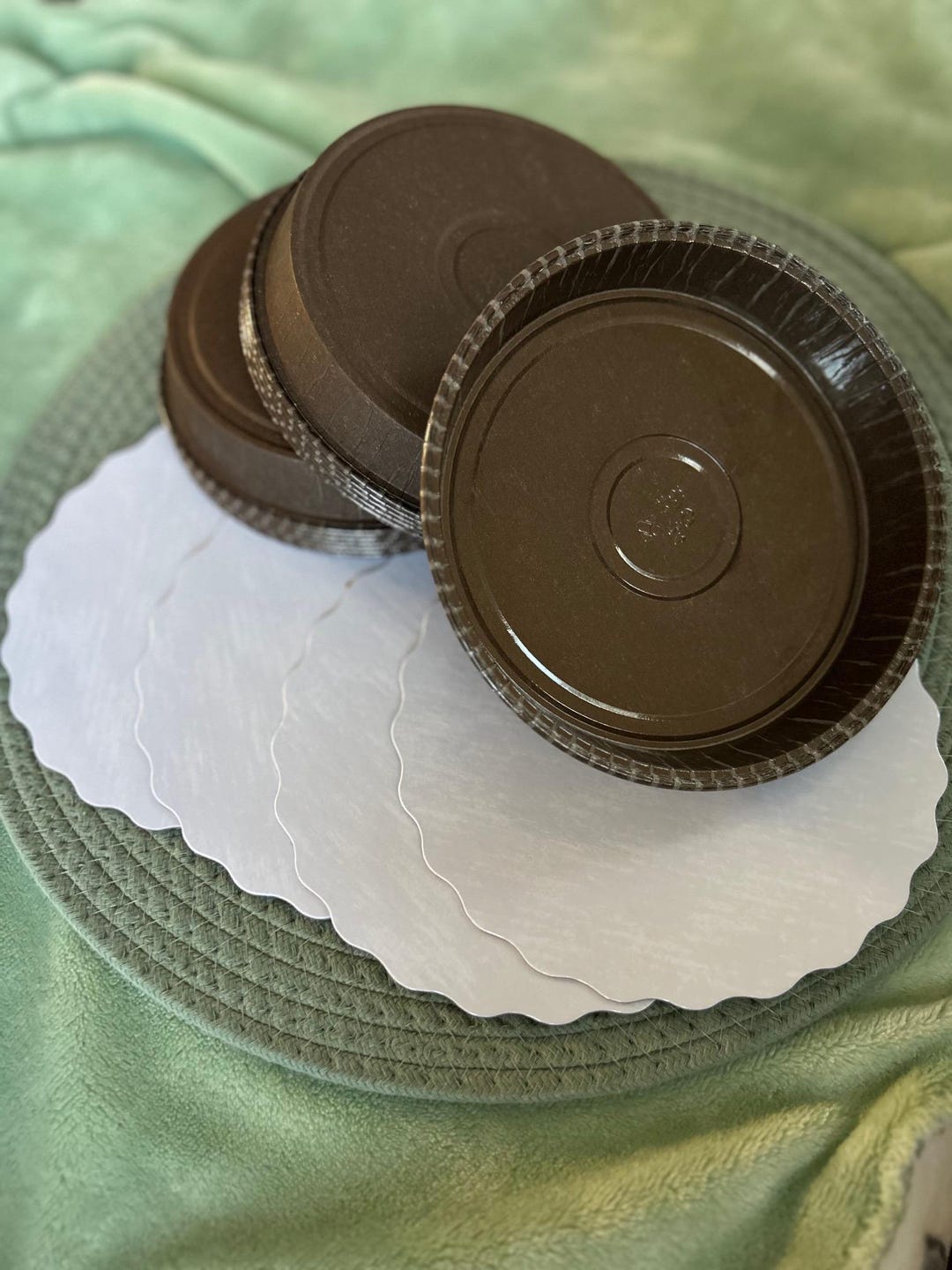12 Disposable and Reusable 6 Inch Cake Pans & 4 Cardboard Cake Board ...