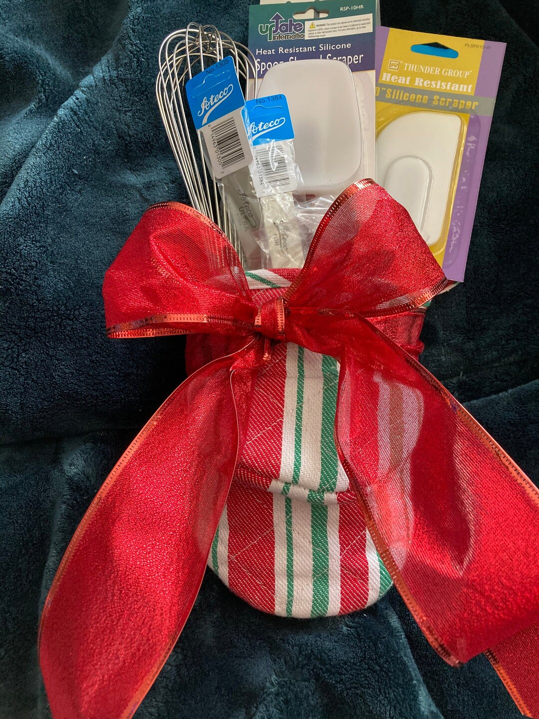 Stuffed Potholder Oven Mitt Christmas Holiday Baking Utensil Gift Set ...