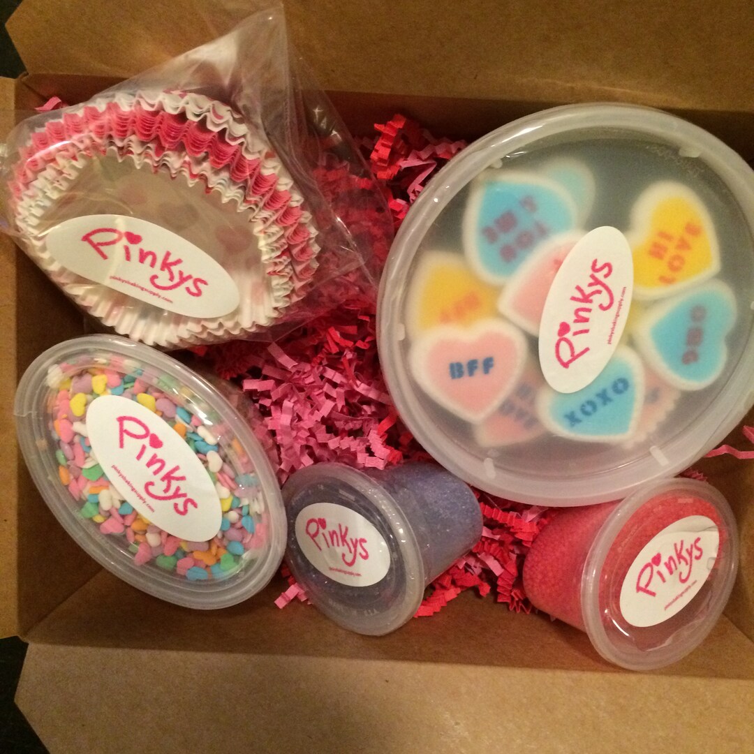 Valentines Day Theme Cupcake Baking Decorating Activity Kit- 24 Liners ...