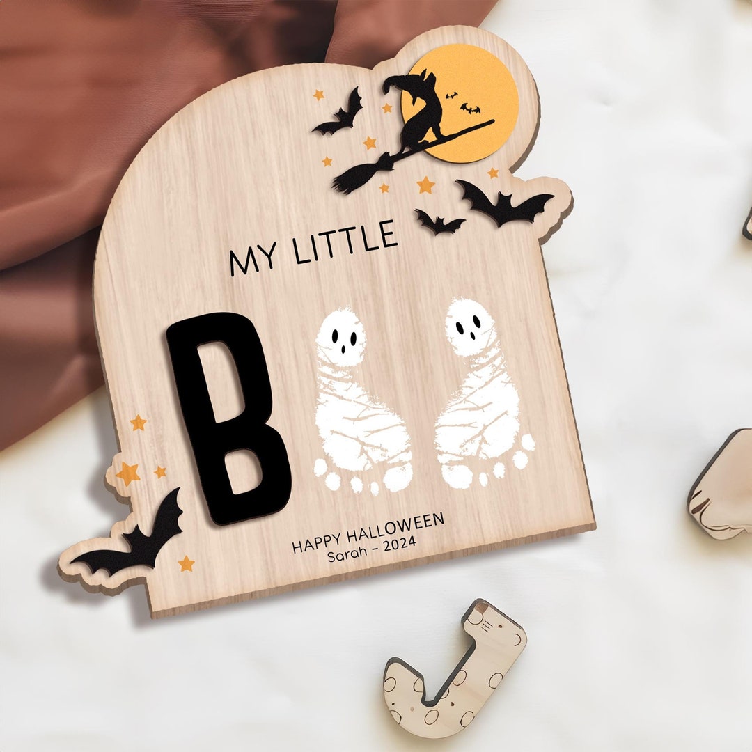 DIY Halloween Footprint Art, My Little Boo Sign, Halloween Kid Craft ...