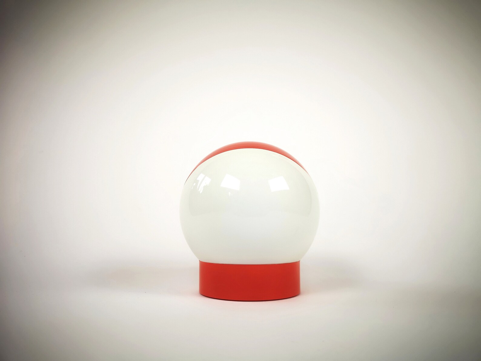 Space Age Design Desk Mirror, Eyball Vanity Mirror, Atomic Design ...
