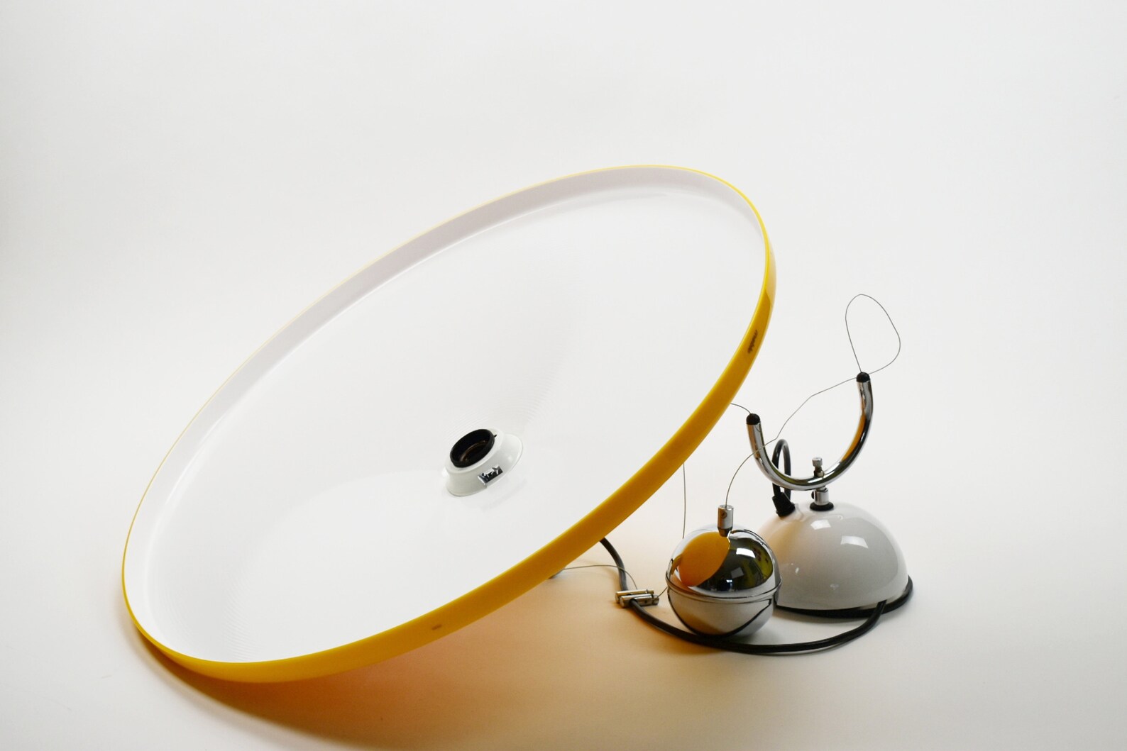 Vintage Meblo Guzzini Manta Hanging Lamp, Disc Shape Atomic Light, UFO ...