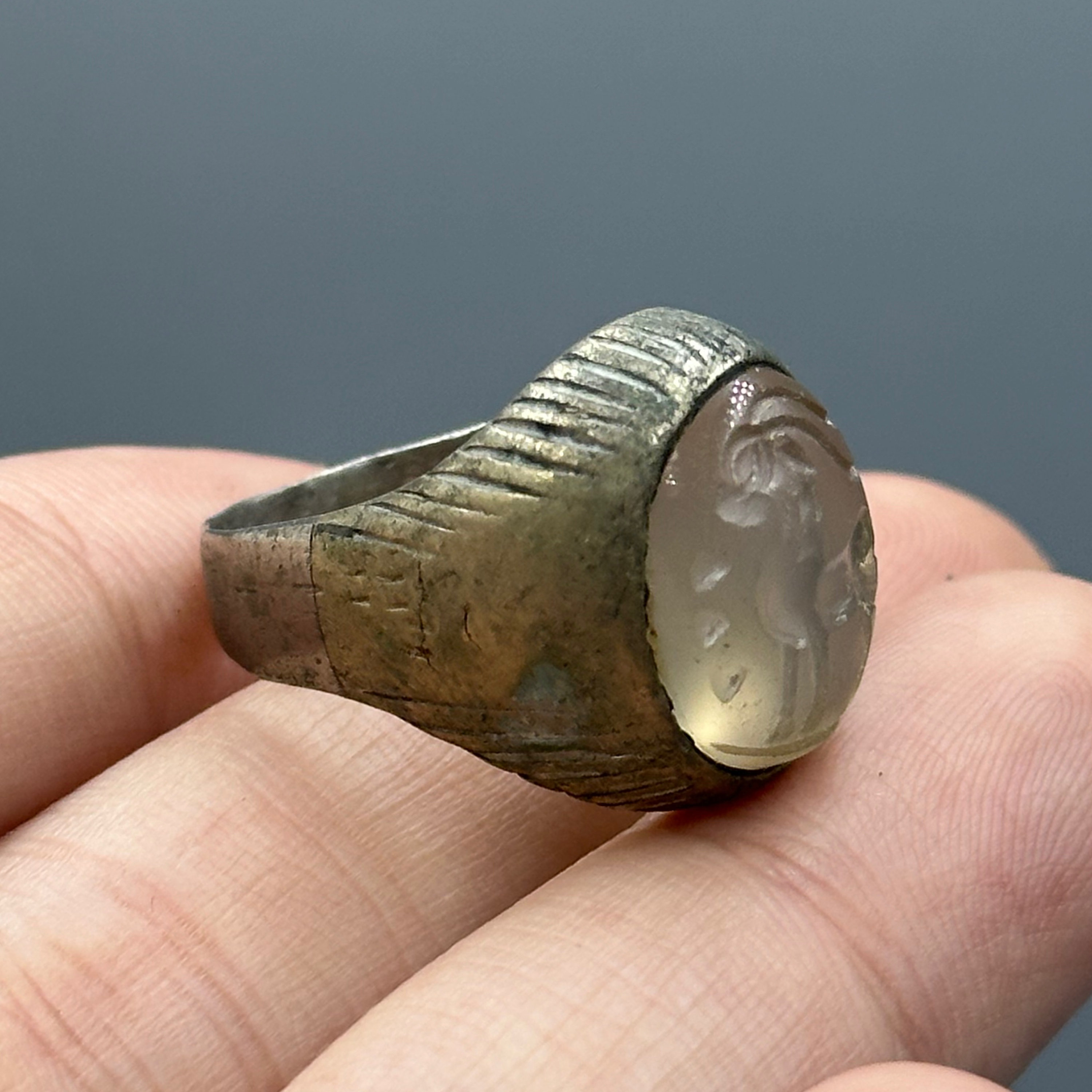 Beautiful Ancient Roman Ring With Antelope Intaglio Agate Insert - Etsy