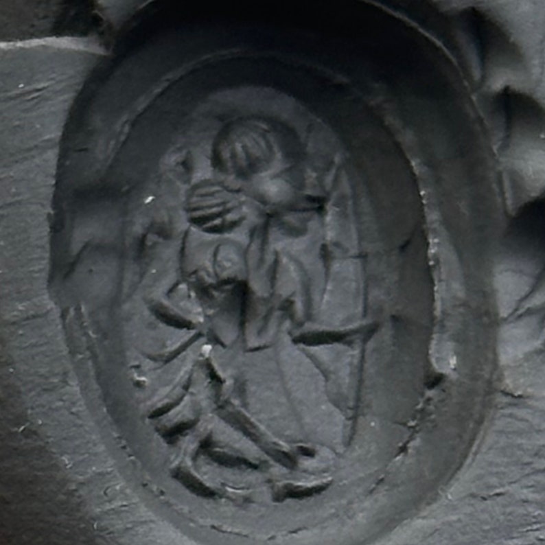 Beautiful Ancient Roman Ring With King With Sword Intaglio Insert ...