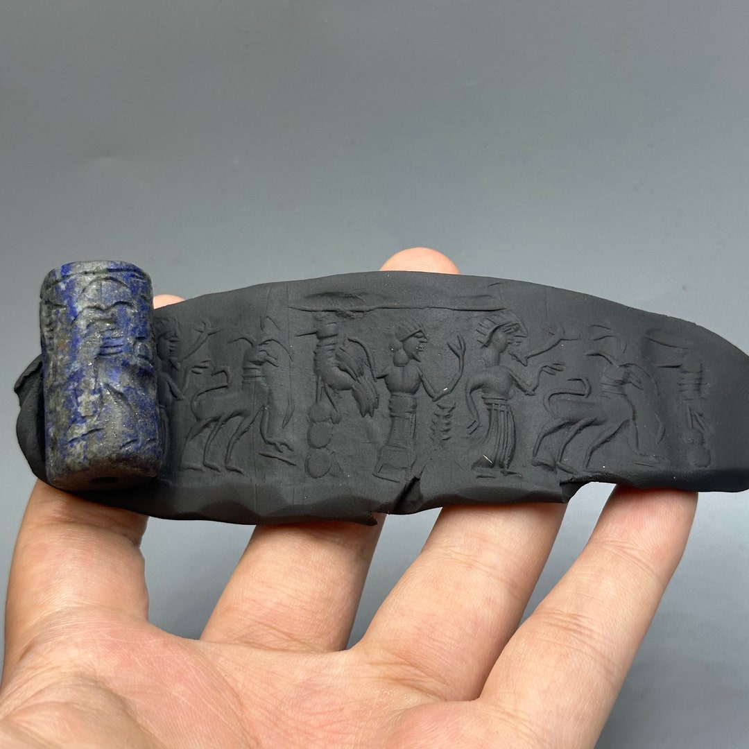 Very Old Ancient Near Eastern Lapis Lazuli King Ceremony Intaglio Bead ...