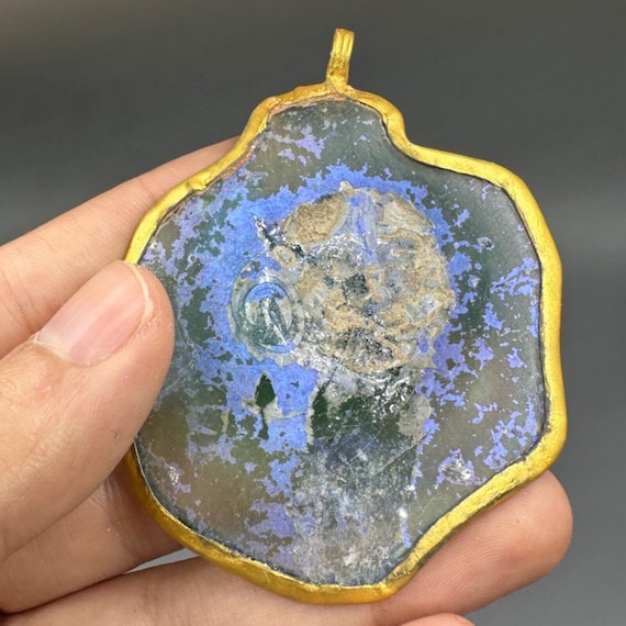 Very Rare Ancient Roman Glass Gold Gilded Large Penda… - Gem