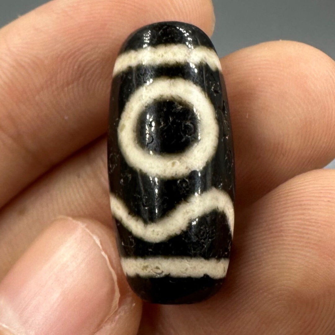Lovely Ancient Tibetan Bhutanese Agate Eye Dzi Old Bead - Etsy