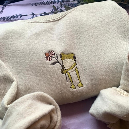 Embroidered Frog Crewneck L Comfy Frog Sweatshirt - Etsy