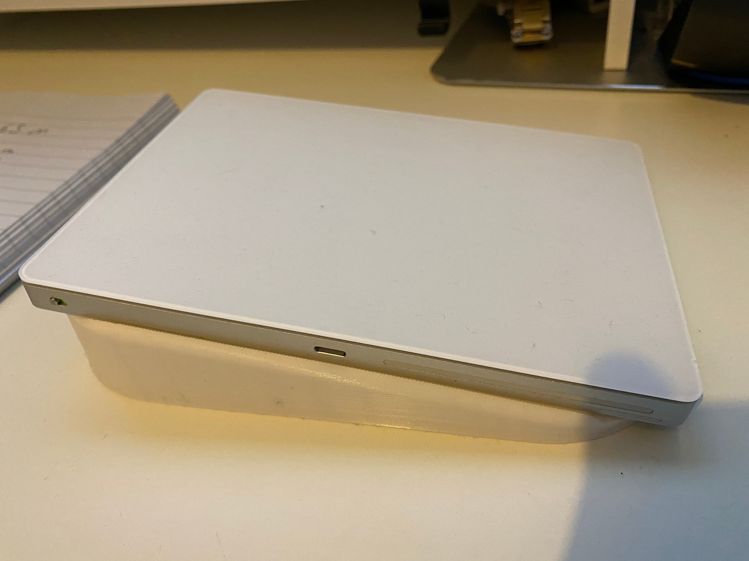 Apple Magic Trackpad 2 Ergonomic Holder for Left & Right-handed ...