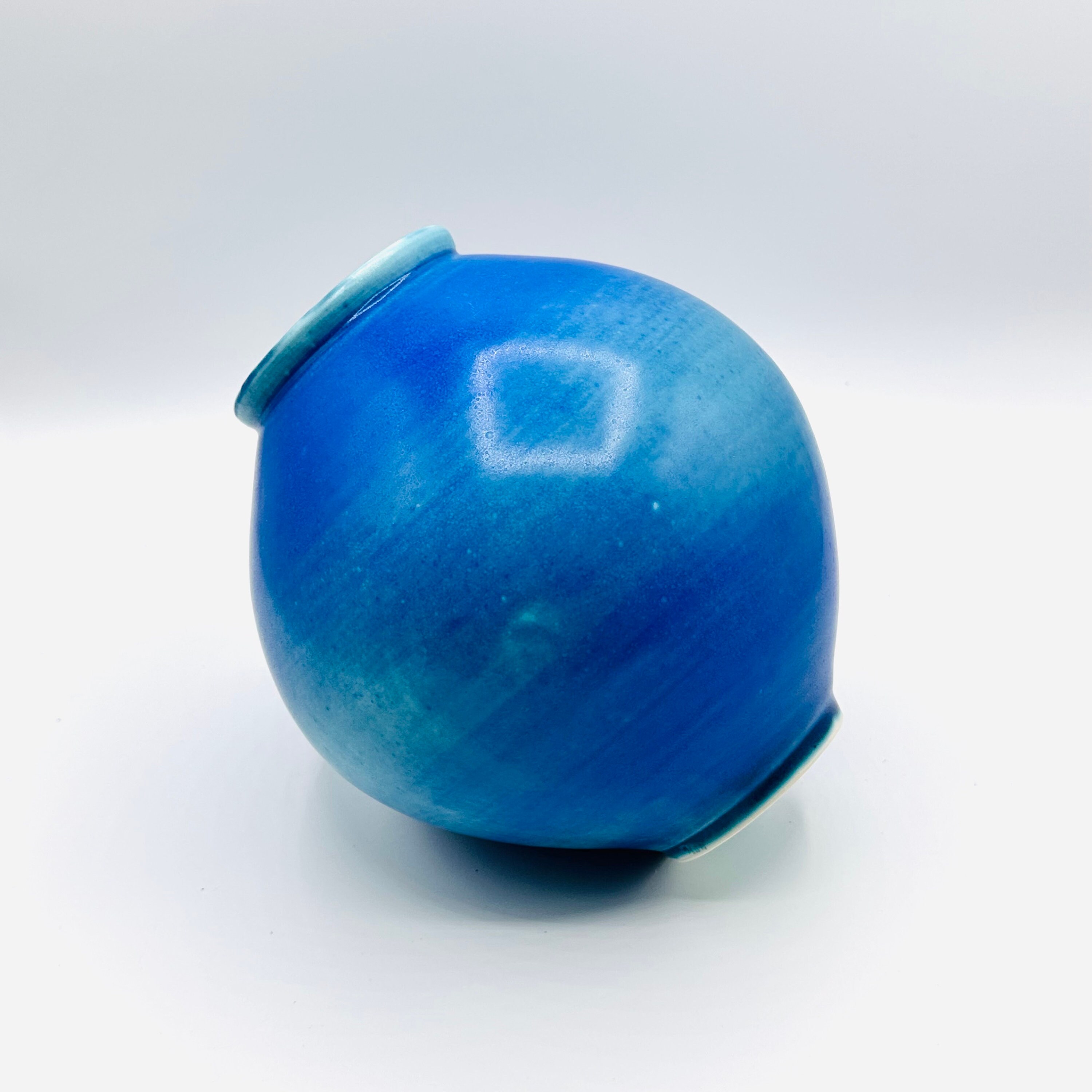 Handmade Korean Moon Jar, Moon Jar, 달항아리, Blue Moon Jar, Moon Vase - Etsy