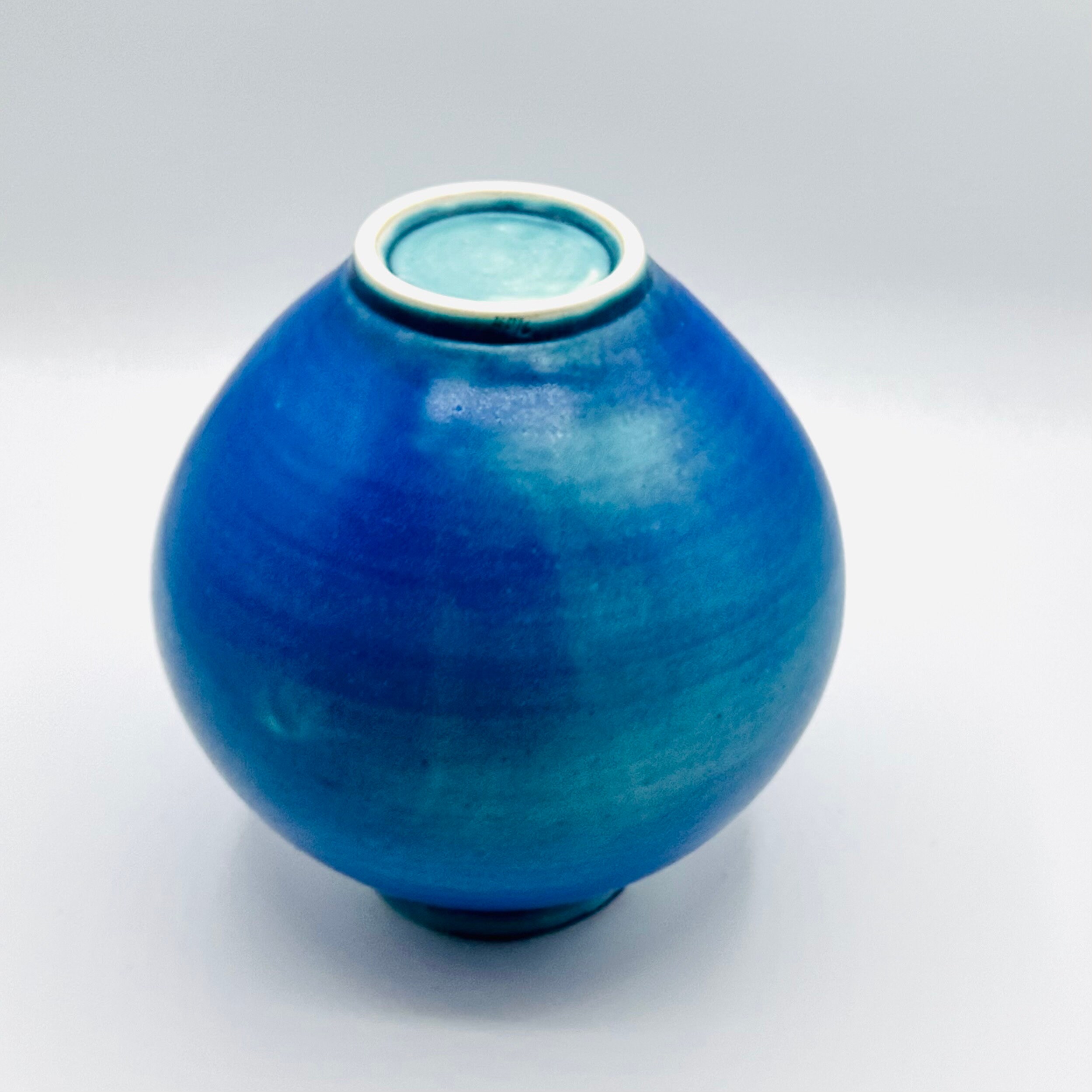 Handmade Korean Moon Jar, Moon Jar, 달항아리, Blue Moon Jar, Moon Vase - Etsy