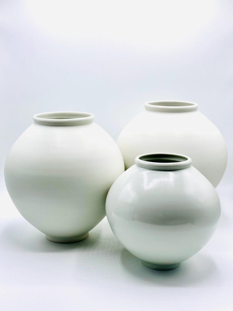 Handmade Korean Moon Jar: White Porcelain Vase, Dal-hangari - Etsy