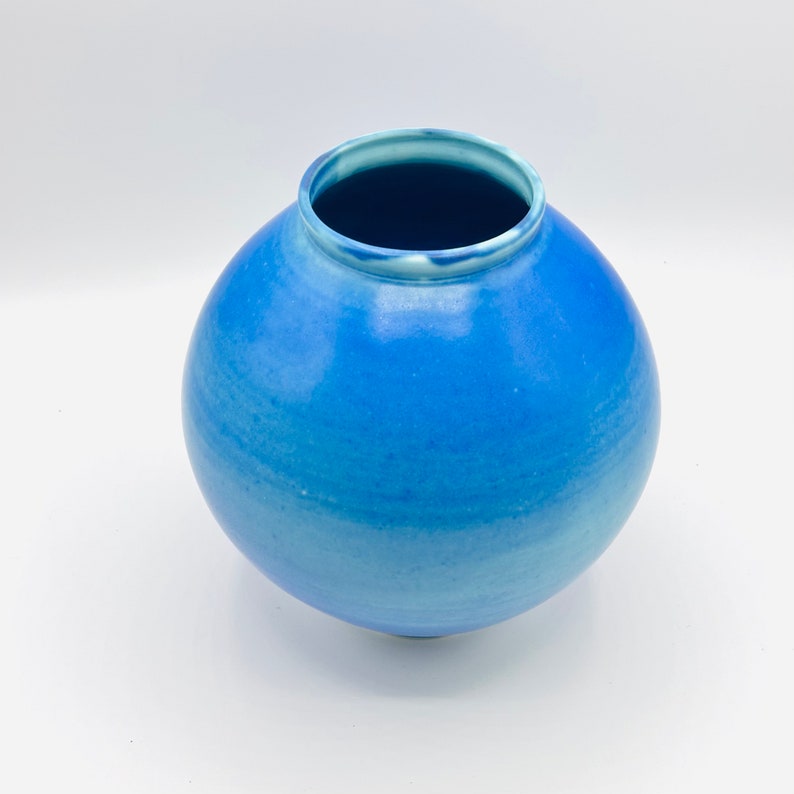 Handmade Korean Moon Jar, Moon Jar, 달항아리, Blue Moon Jar, Moon Vase - Etsy