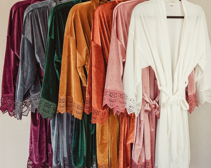 Emerald Green Velvet Robe With Lace Detail Perfect Christmas - Etsy