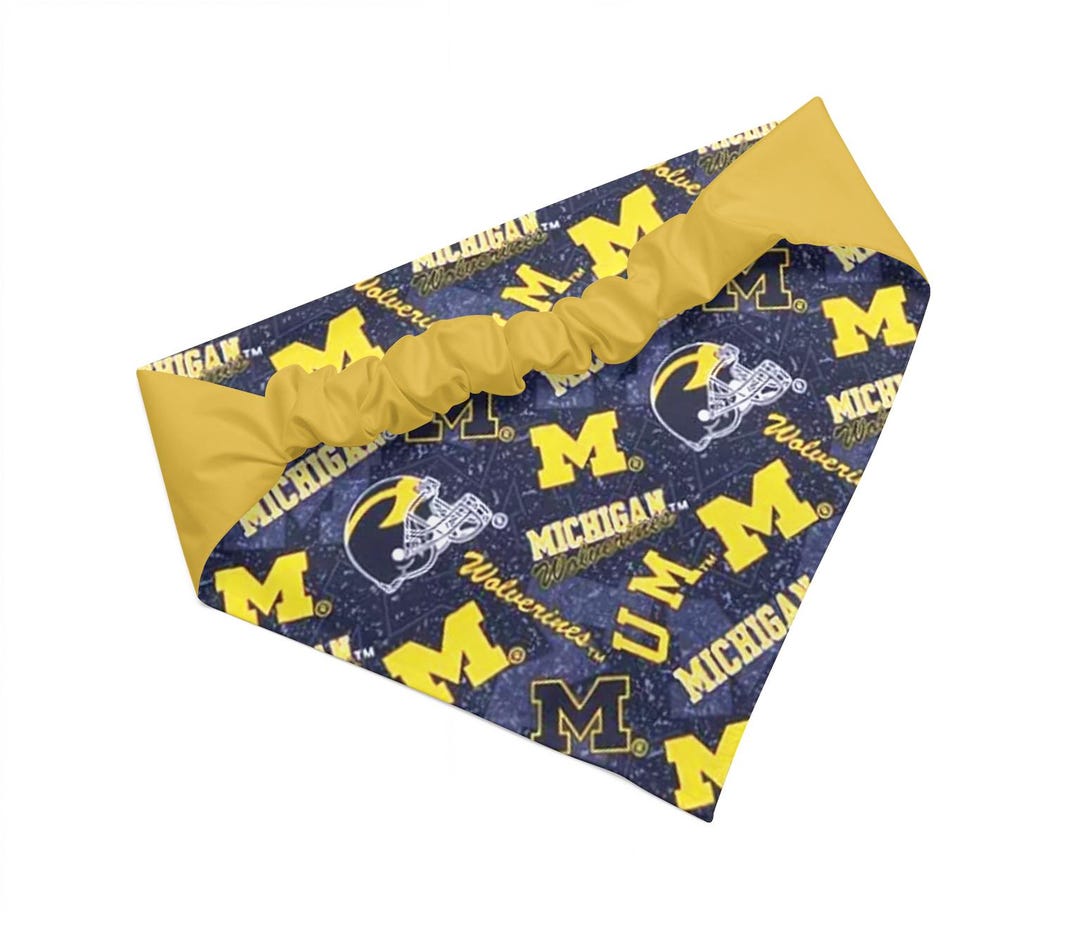 Unique Dog Bandanna Michigan Wolverines Football NCAA Sport Team Dog ...