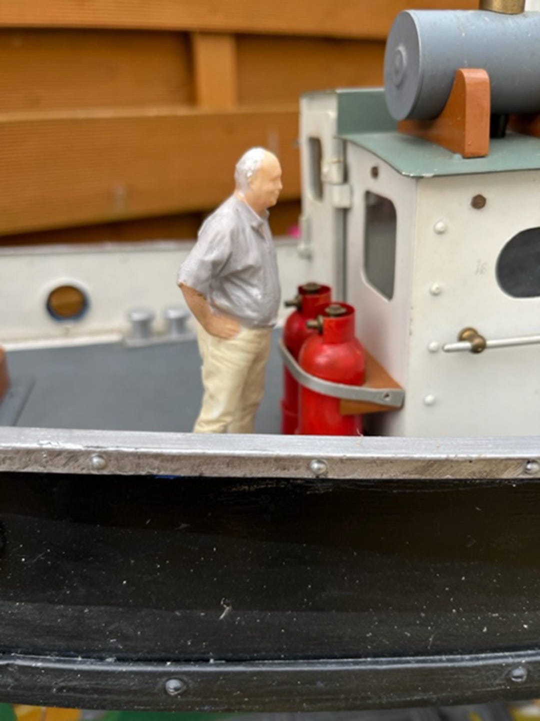 Highly Detailed Figure Figure 1:24 Scale, Old Man Standing ,bald Man ...