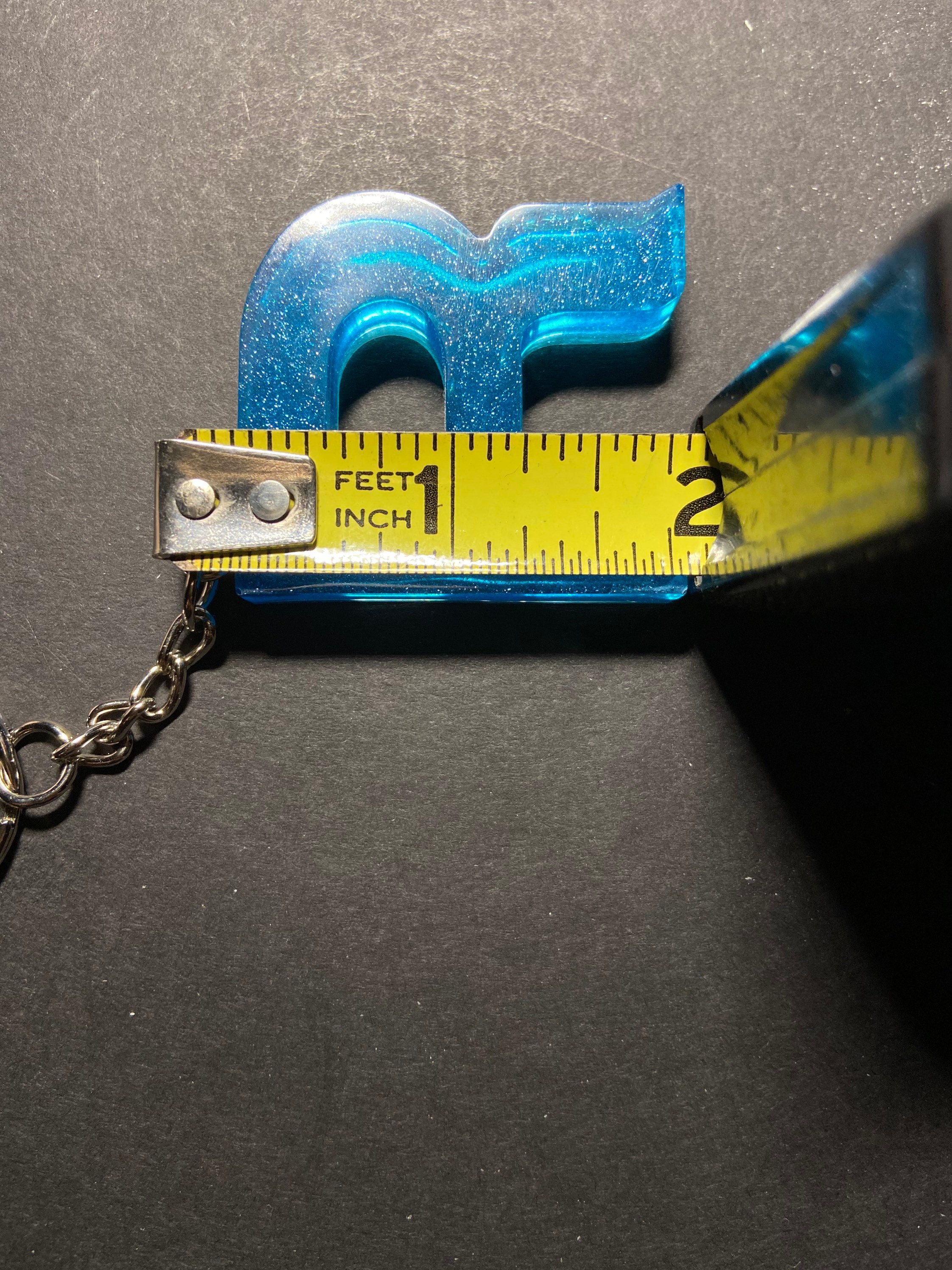 Letter R Keychain - Etsy