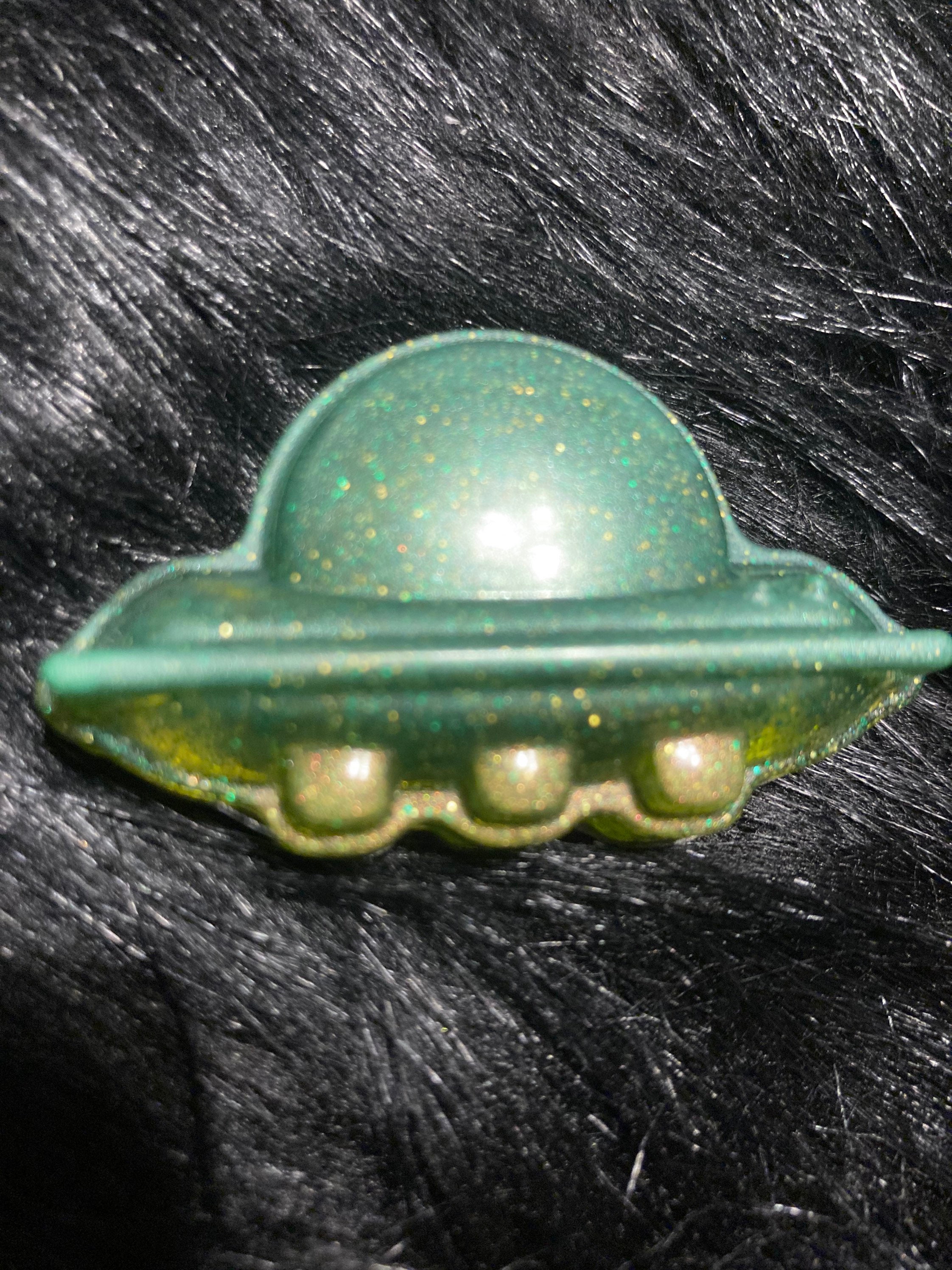 Alien refrigerator magnets alien decor UFO resin magnets | Etsy