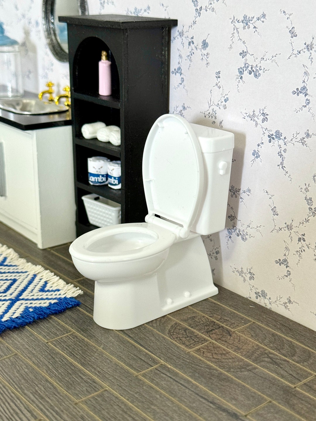 1:12 Dollhouse Miniature Washroom White Color Toilet W/ Openable Seat ...