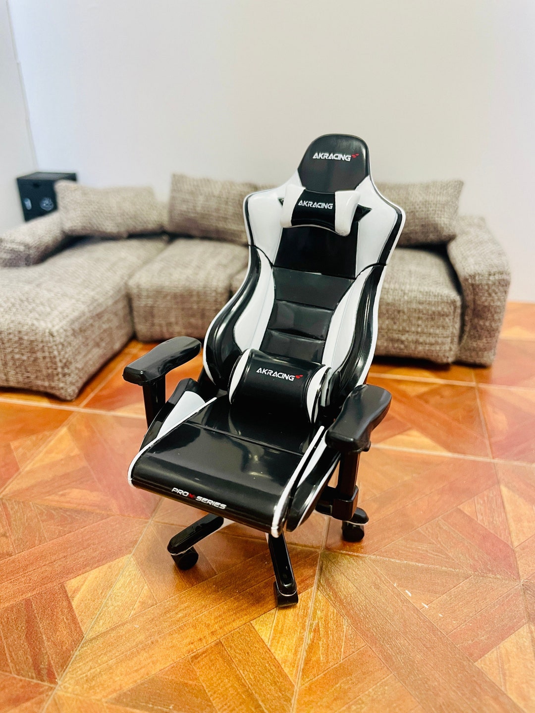 Multi-colours 1:12 Scale Dollhouse Miniature Gaming Chair, 1/12 Doll ...