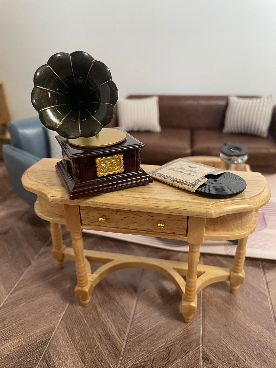 1:12 Scale Dollhouse Miniature Multicolour Vintage Phonograph, 1/12 ...