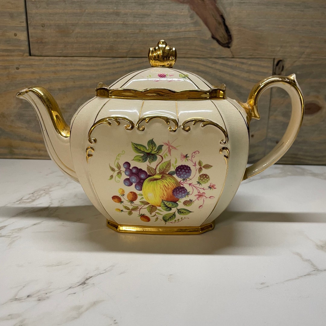 Sadler England Cube Teapot, Ivory With Fruit and Berries Design With ...