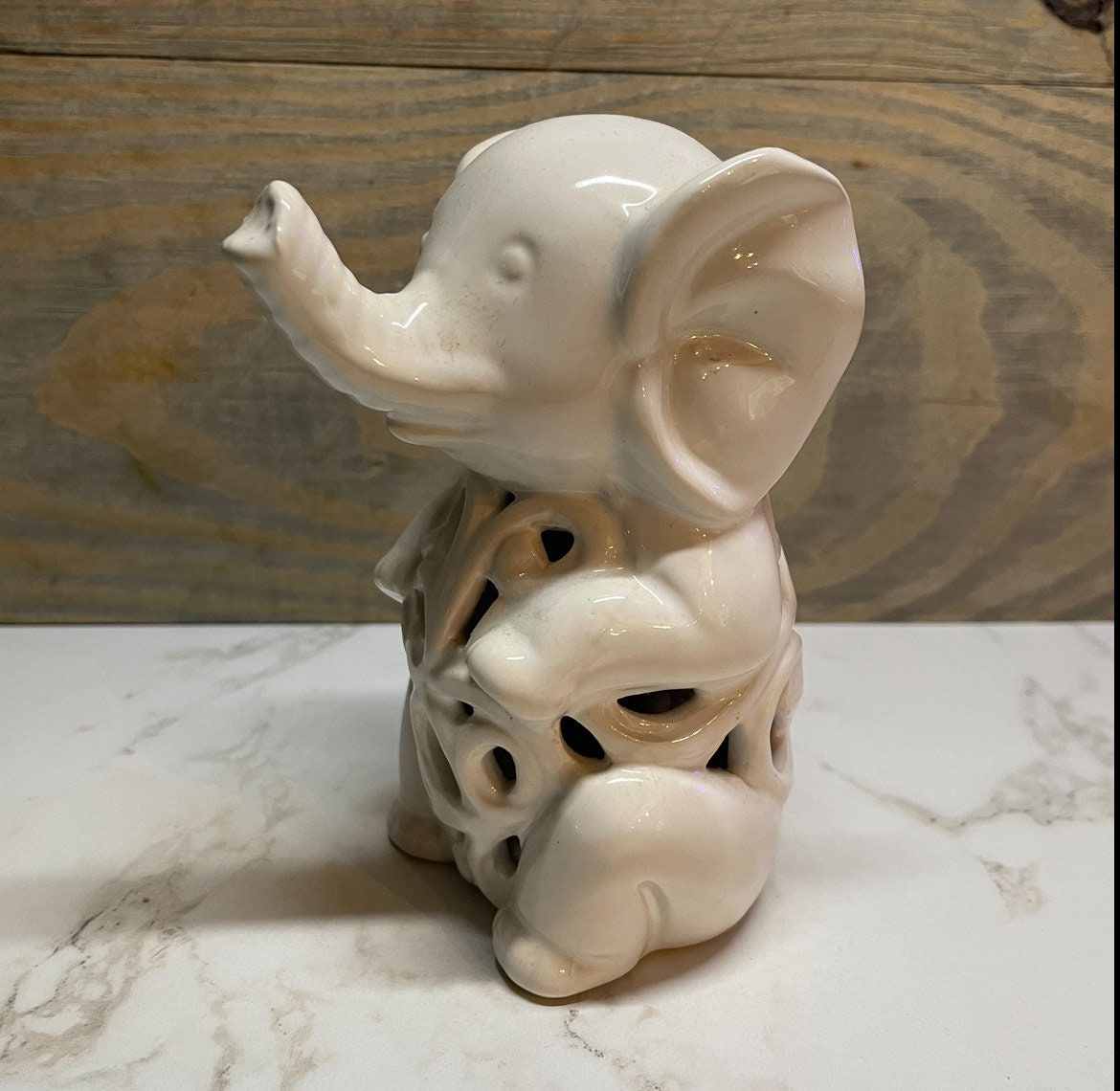 GC Fragrance LUSTERWARE Lucky Sitting Elephant Sachet Potpourri Holder ...