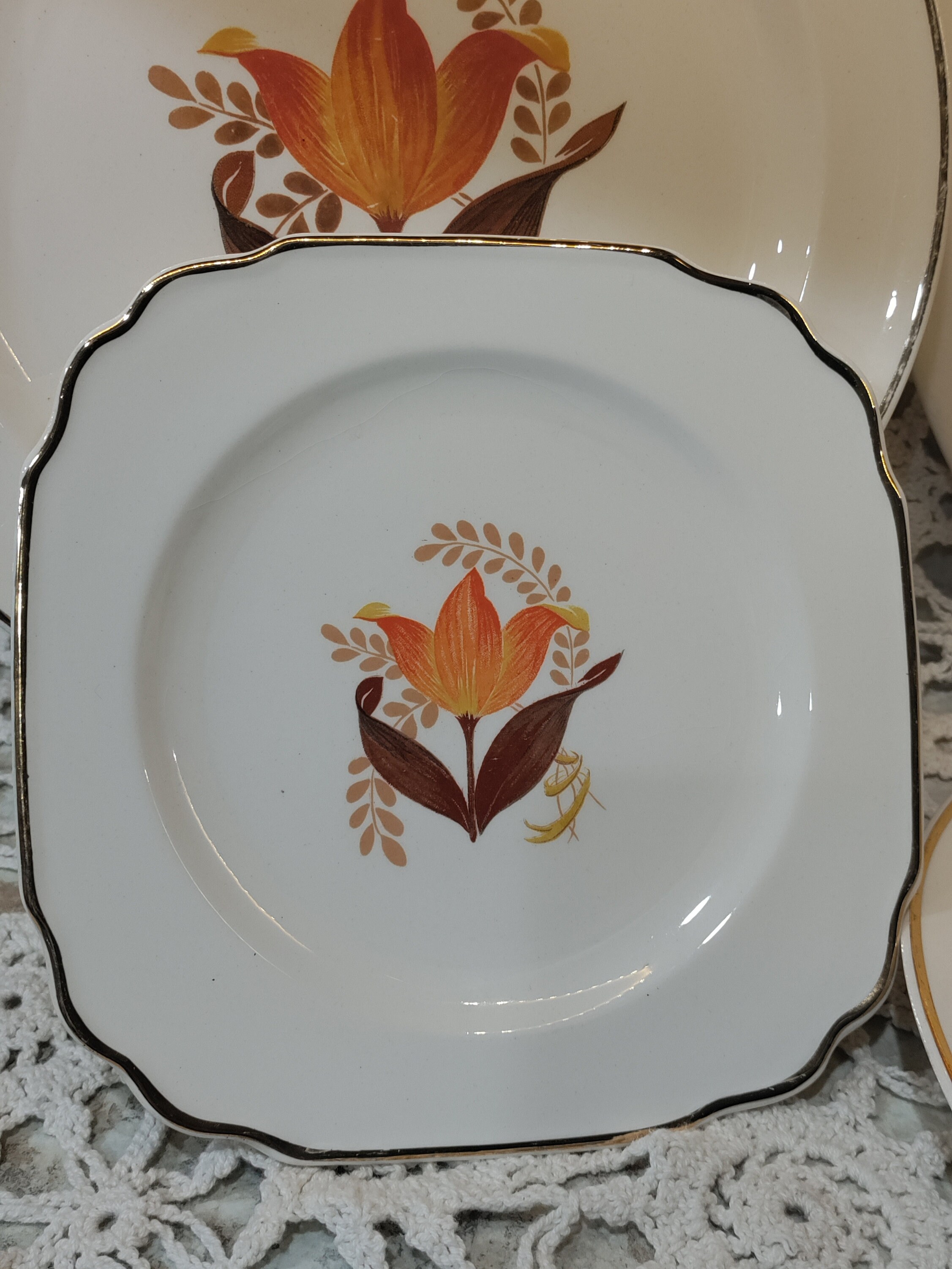 Modern Tulip by Harker Bakerite, Plates, Bowls, Cups, Vintage Dishes ...