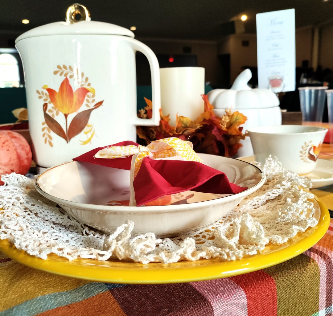 Modern Tulip by Harker Bakerite, Pitcher, Teapot, Bowls, Vintage Dishes ...
