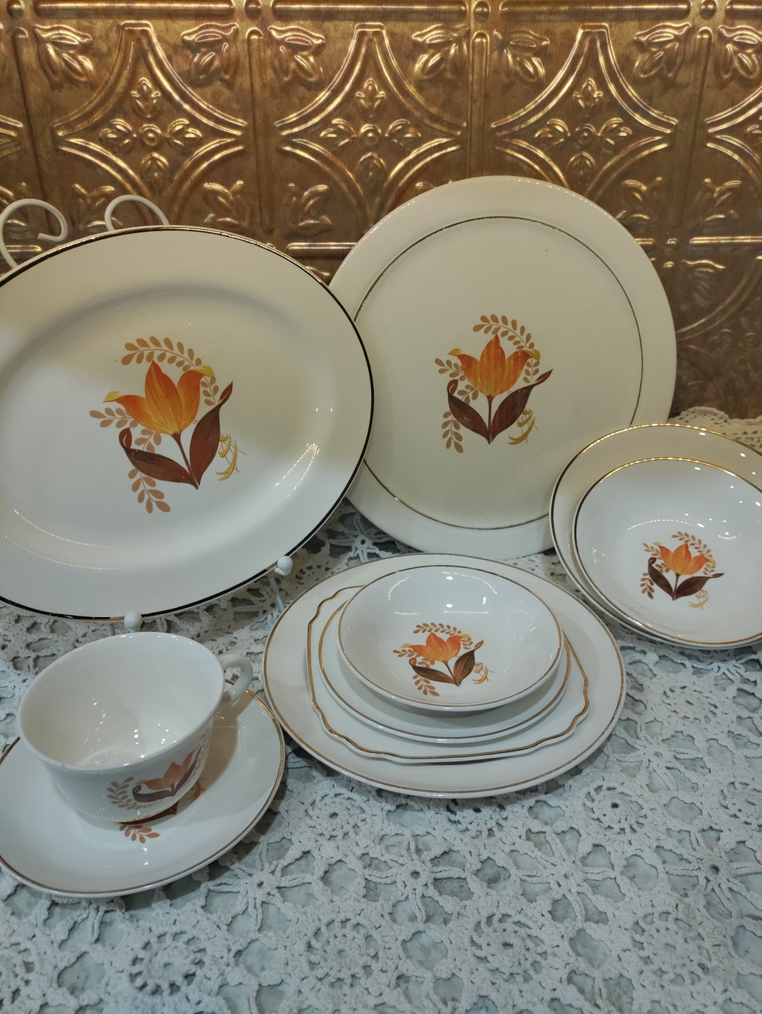 Modern Tulip by Harker Bakerite, Plates, Bowls, Cups, Vintage Dishes ...