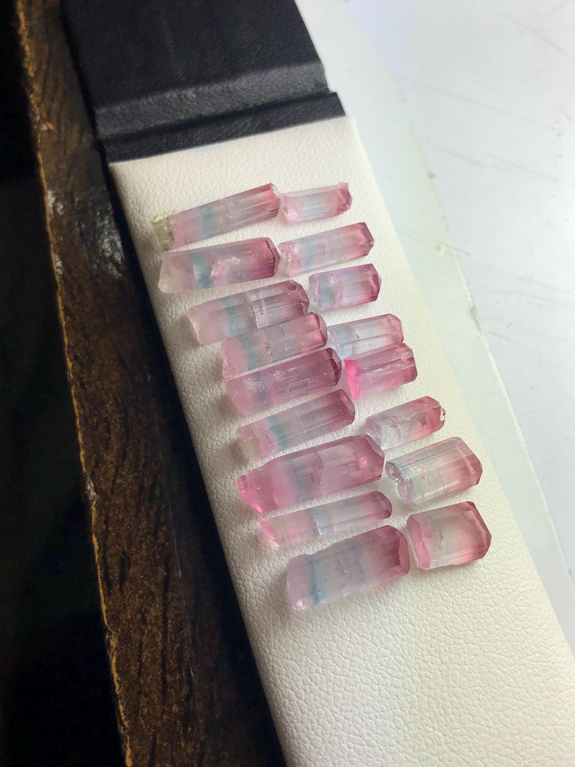 35 Carats Tricolour Terminated Tourmaline Crystals. - Etsy