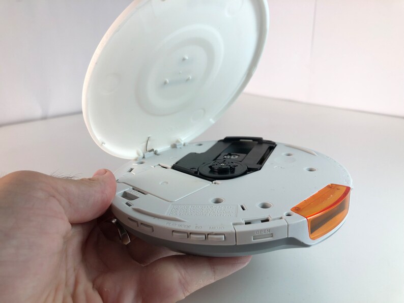 Very Rare Model, Old Popular, Compact, Working, Vintage, Cd-mp3 Player ...