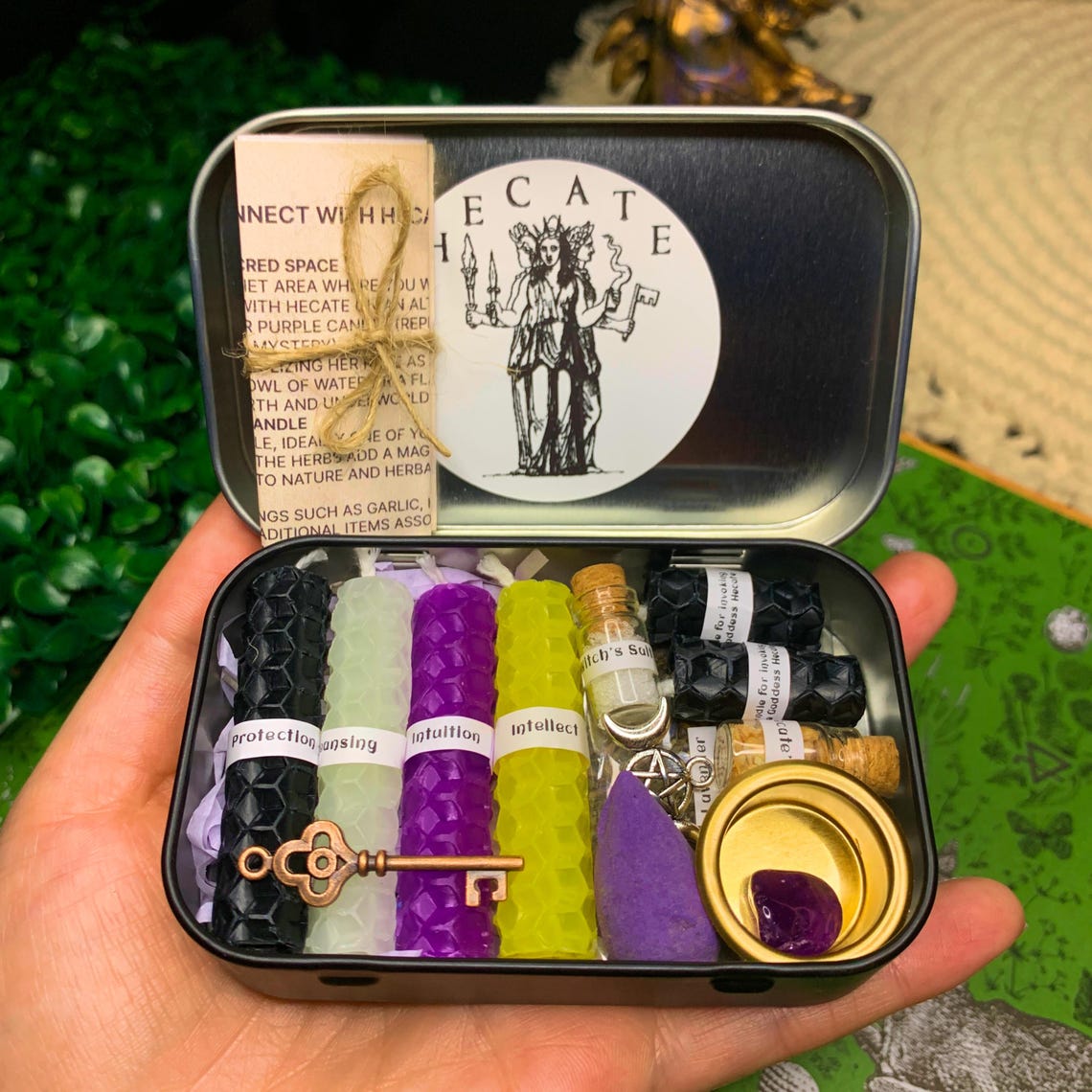 HECATE Pocket Altar, Witches Travel Altar in Metal Box,complete Hecate ...