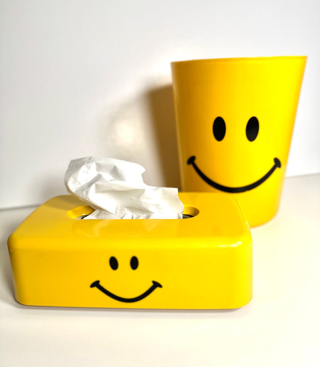 Vintage Smiley Face Set, Tissue and Garbage Can, 90s - Etsy